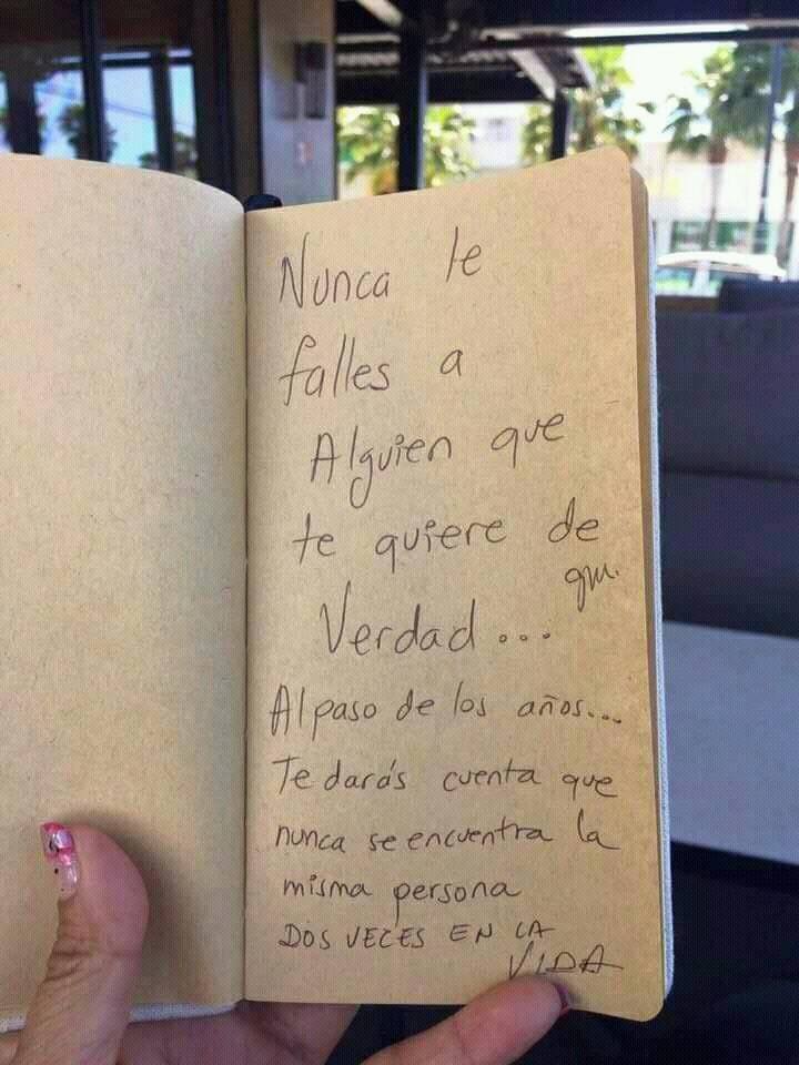Nunca Le Falles A Alguien Que Te Quiere De Verdad… - FRASES.PW