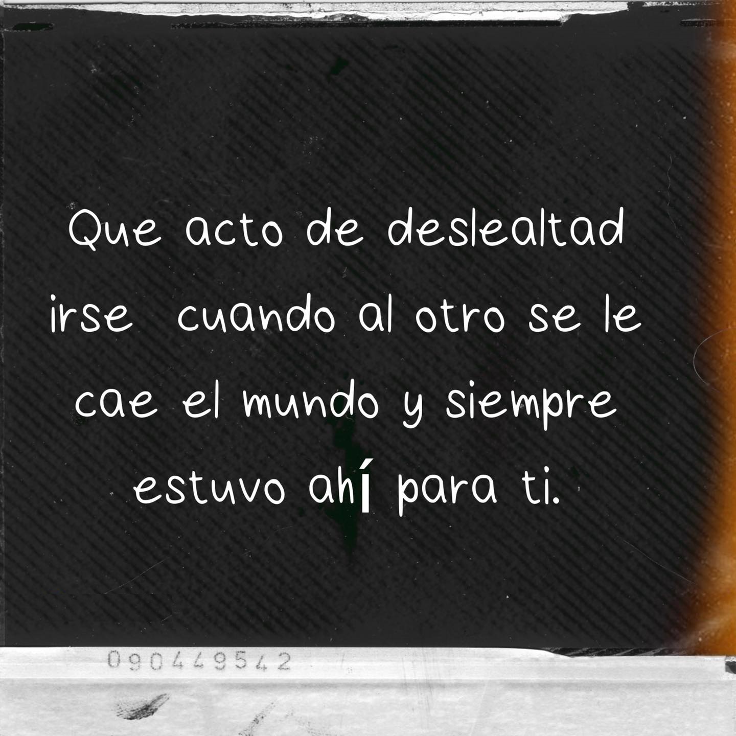 Se Siente El Corazón Vacío En Días De Lluvia - FRASES.PW