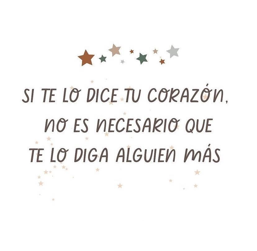 El corazón nunca olvida el lugar donde dejó sus mejores latidos - FRASES.PW